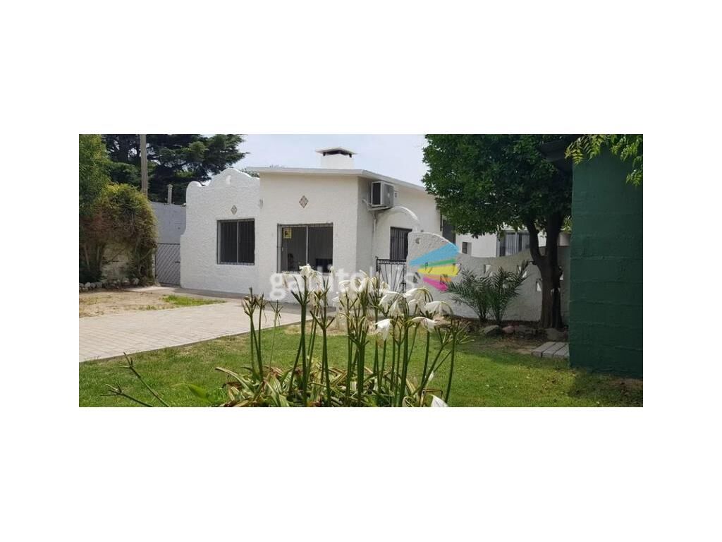 Alquiler Casa En Lagomar Tres Dormitorios