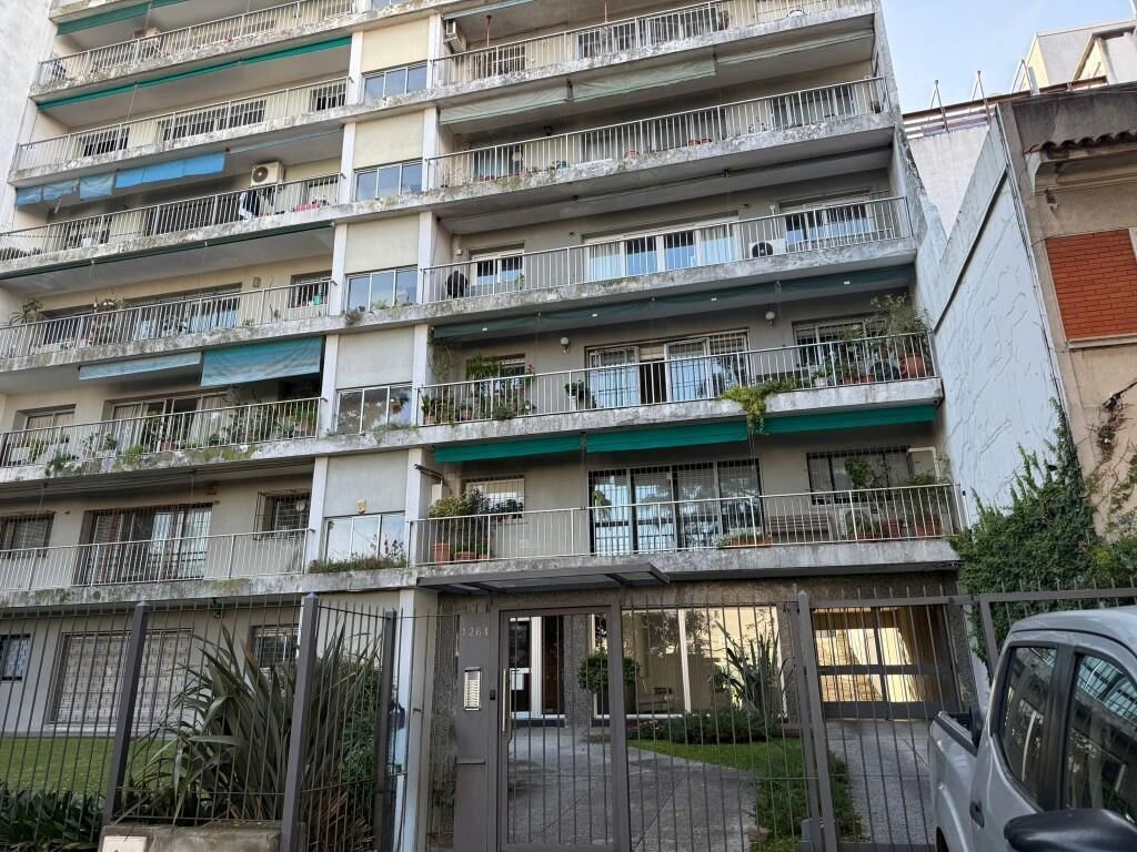 Baldovino - Pocitos Nuevo - Julio Cesar Y Luis Lamas 1264/70