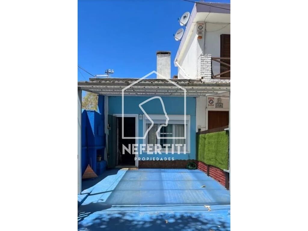 Venta Casa 2 Dormitorios En Calle Principal De Atlã¡Ntida