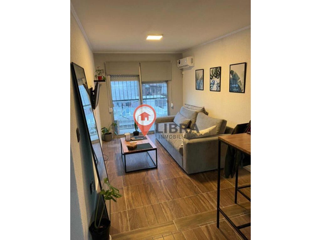 Hermoso Apartamento De 1 Dorm Con Balcón