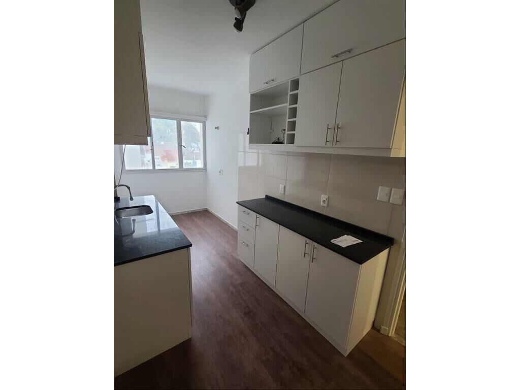 Hermosa Planta Con Excelente Luz Y Ubicacion