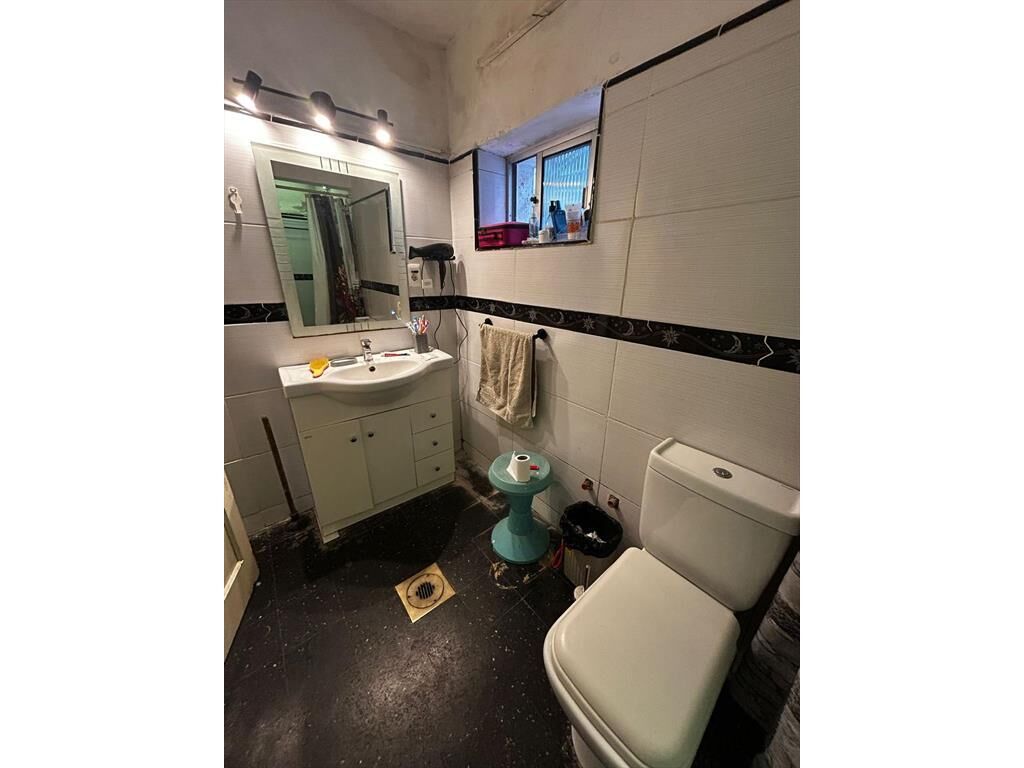 Venta Casa 5 Dormitorios, 2 Baños, Parrillero, Cochera Y Pa